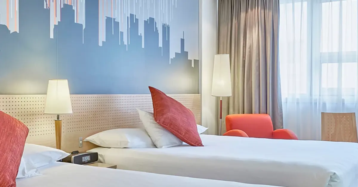 Short Stay Hotel Deals | StudyPerth