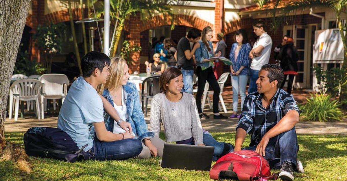 Phoenix Academy Perth | English, Business & Teacher Training